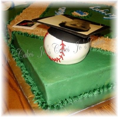 Baseball Graduation - CakeCentral.com