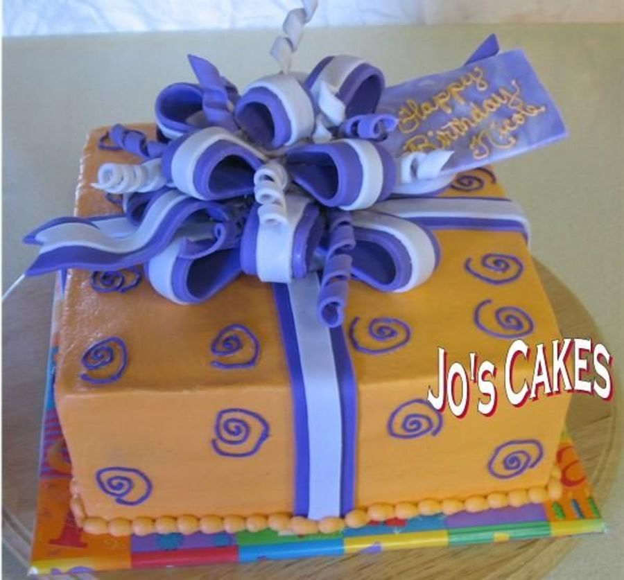 Present Cake - CakeCentral.com