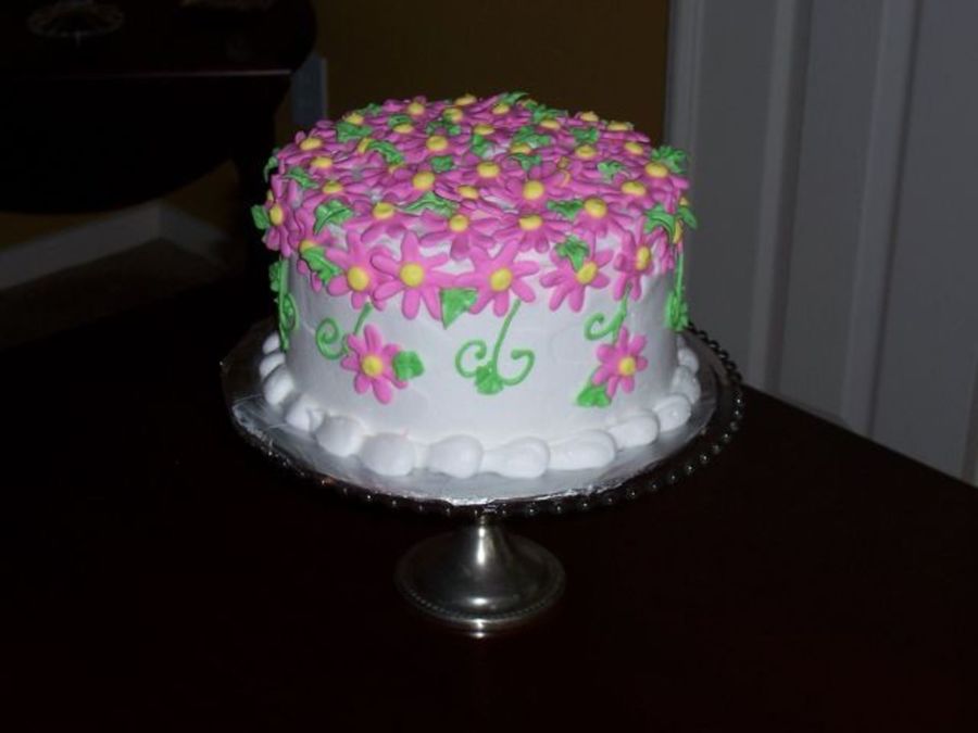 Pink Daisies - CakeCentral.com