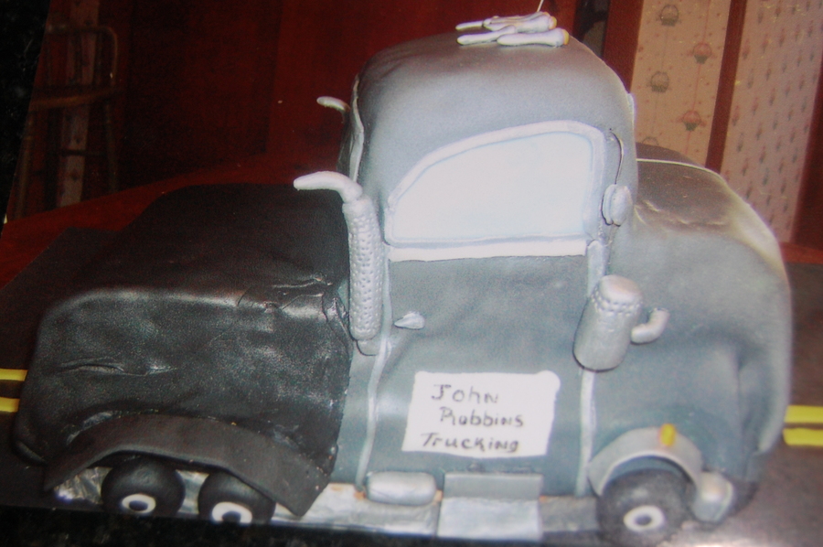 Big Rig - CakeCentral.com