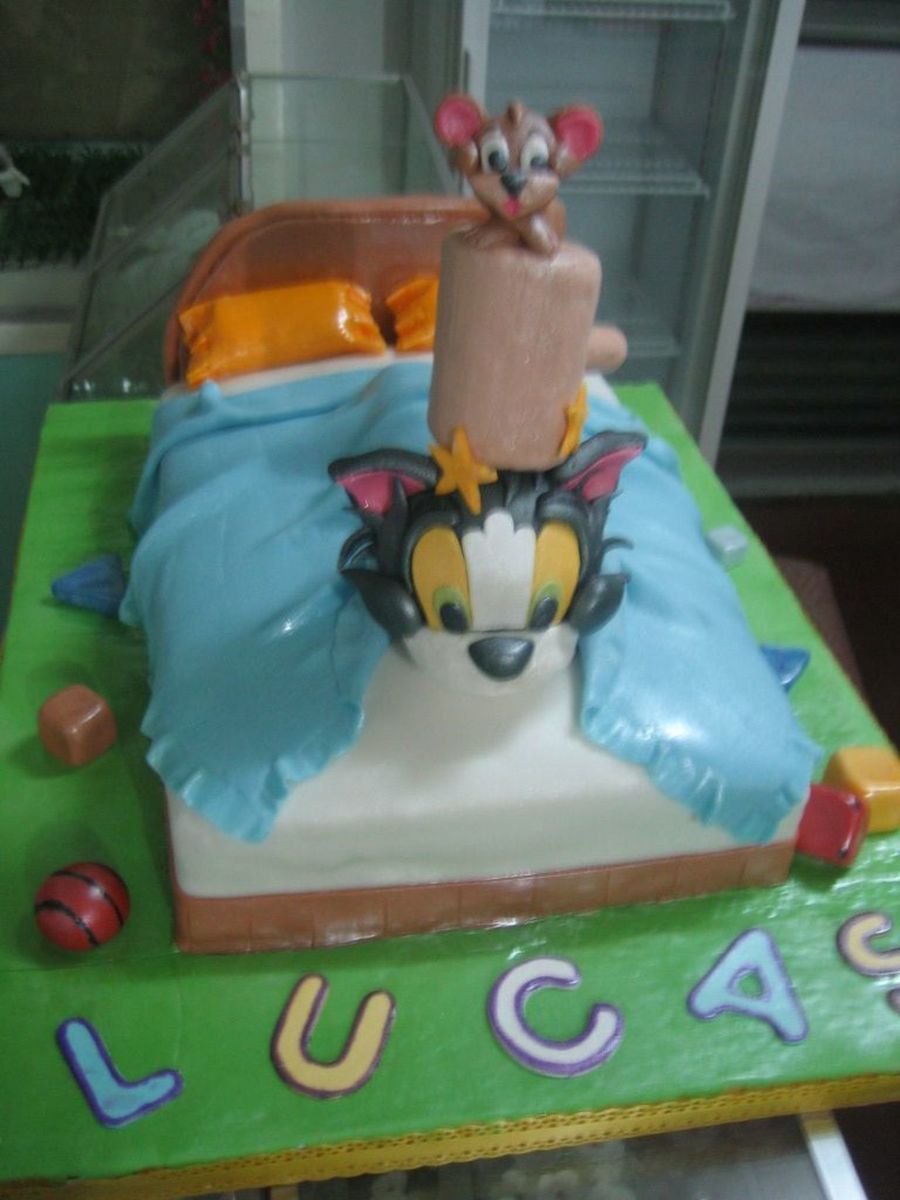 Tom & Jerry - CakeCentral.com