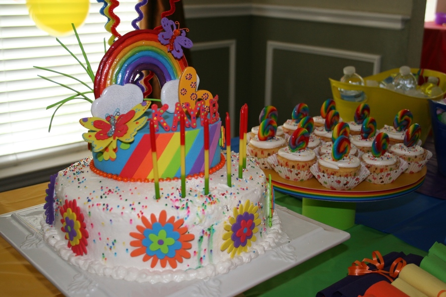 Colorful Rainbow And Flowers Butterflies / Arcoiris - CakeCentral.com