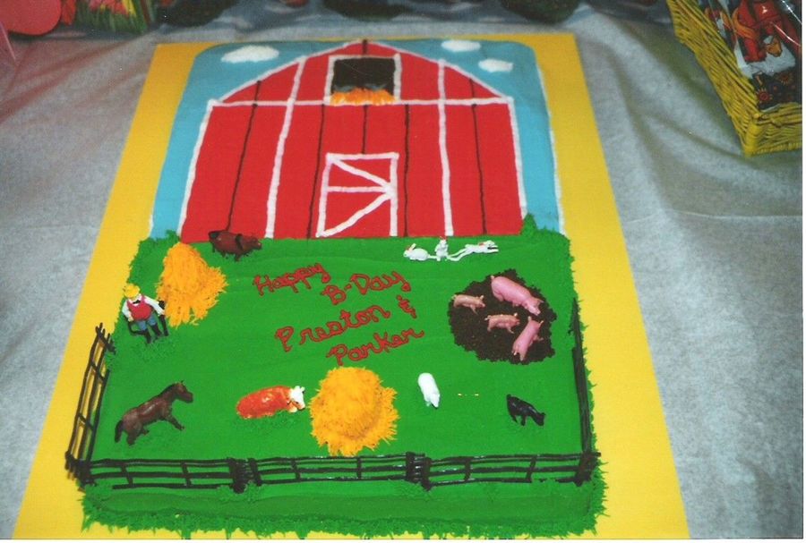 Barn And Barnyard Birthday Sheet Cake - CakeCentral.com