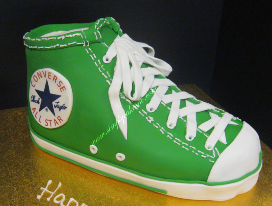 Converse Shoe - CakeCentral.com