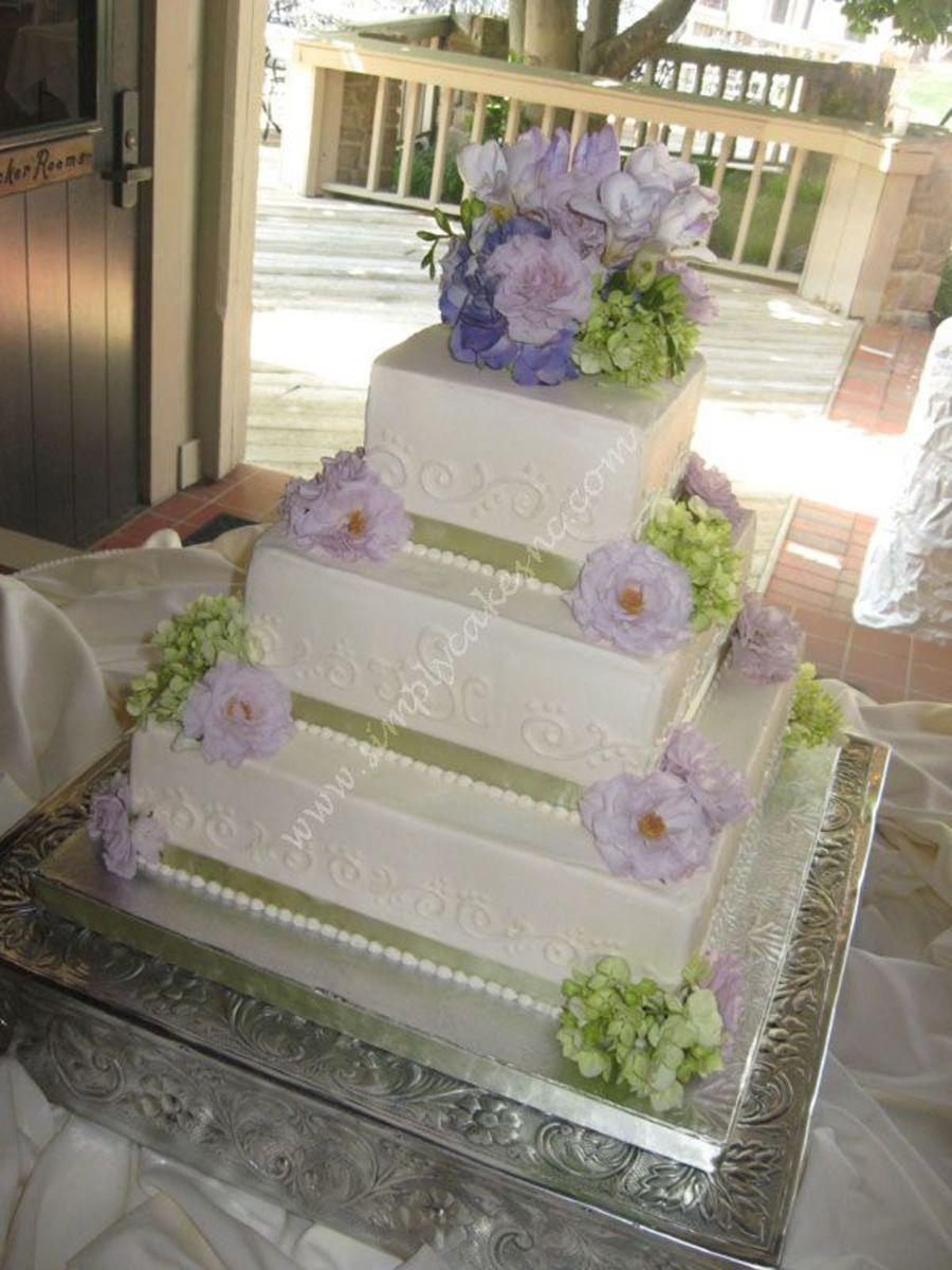 Square Wedding Cake With Fresh Flowers - CakeCentral.com