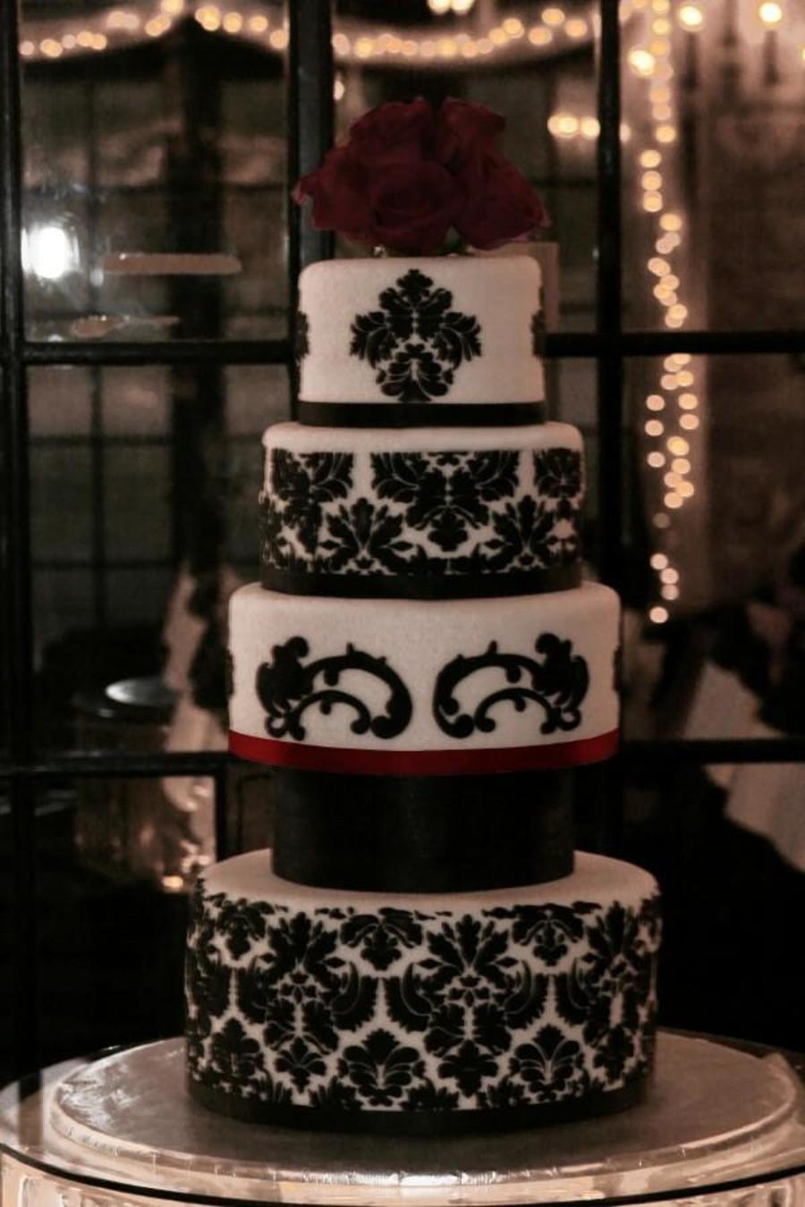 Caitlyn - CakeCentral.com