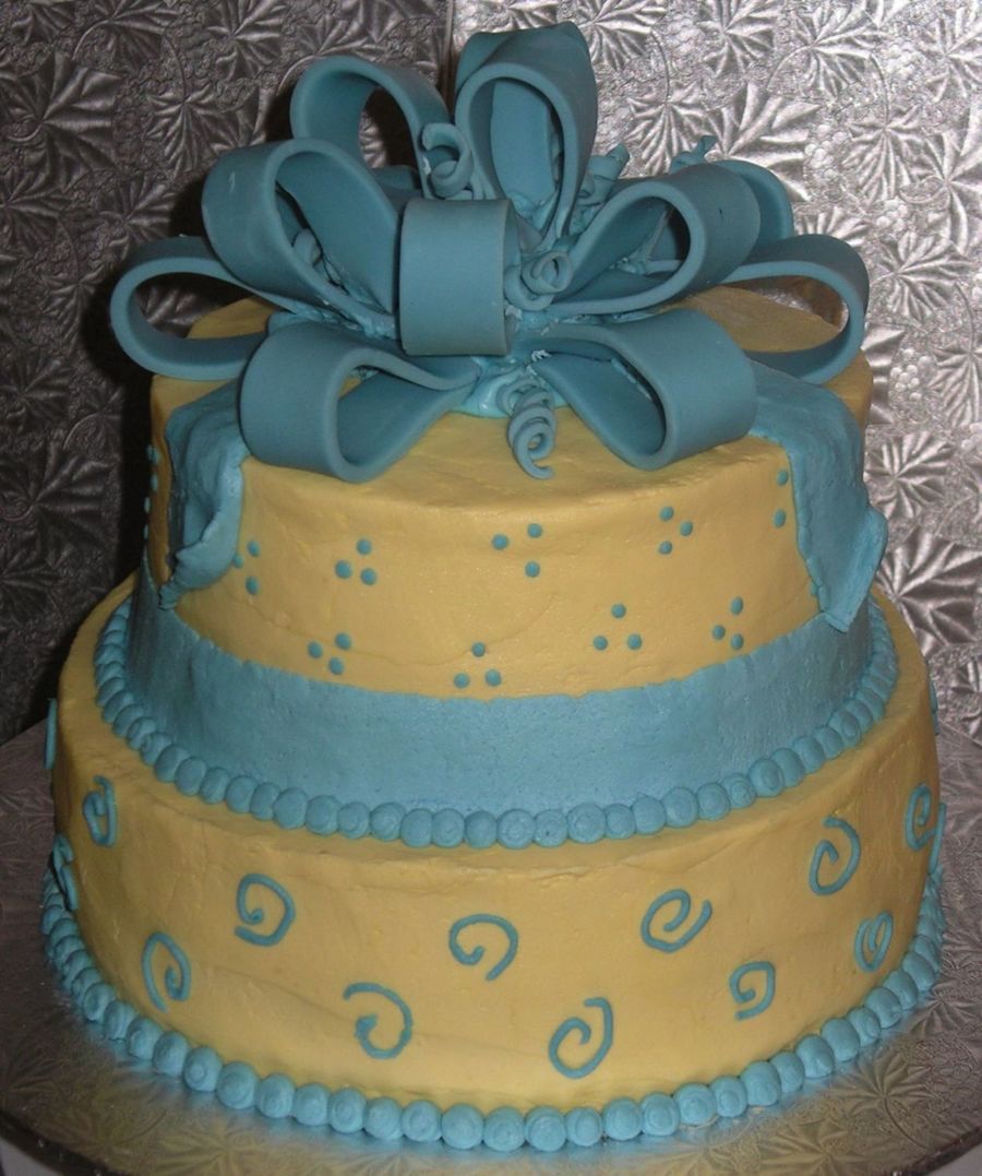 Fondant Bow - CakeCentral.com