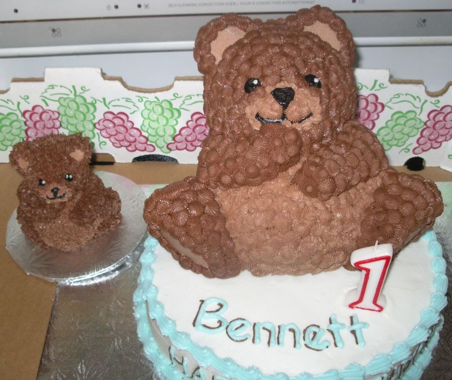 First Birthday Bear With Baby's Smash Cake - CakeCentral.com