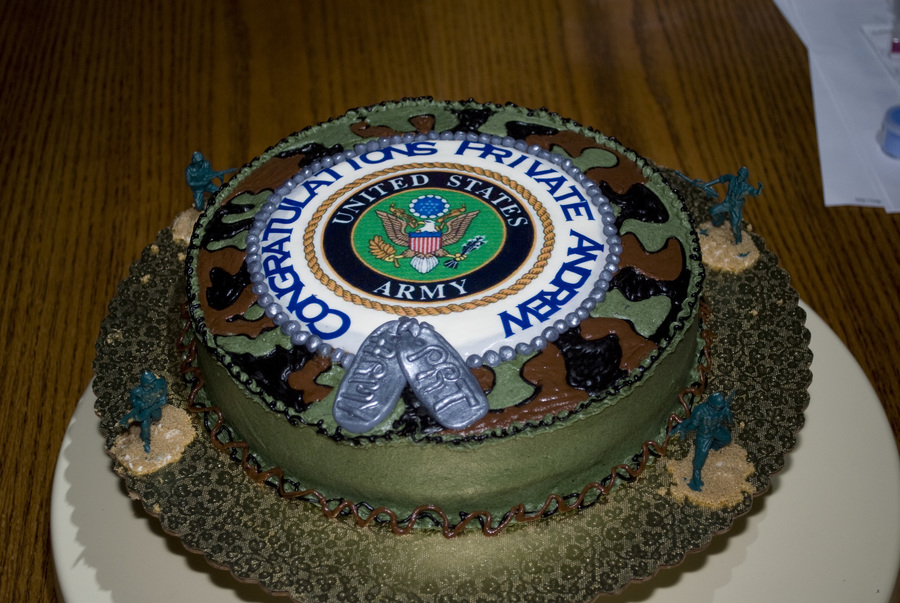 Military Cake - CakeCentral.com