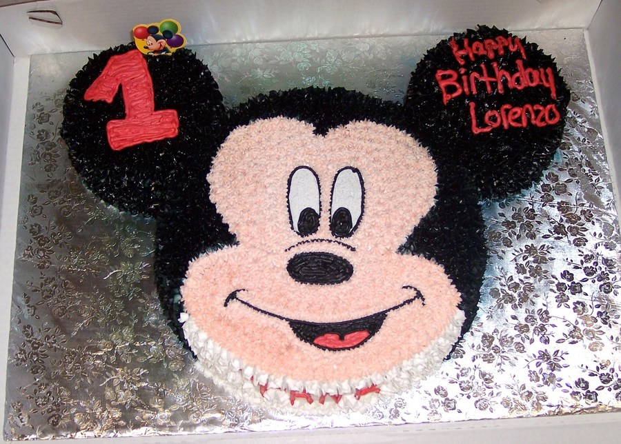 Mickey Mouse - CakeCentral.com