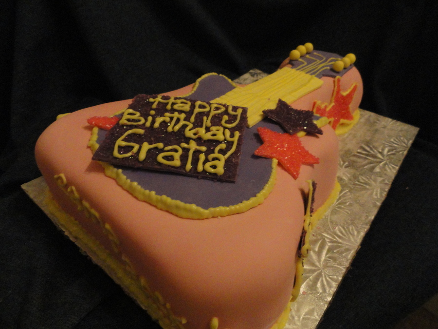 Camp Rock Guitar - CakeCentral.com