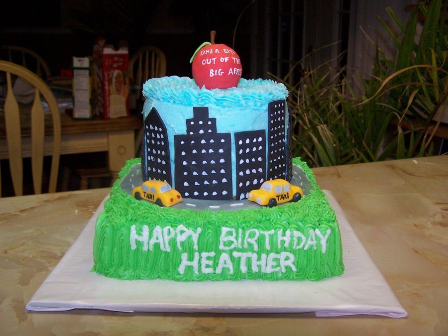 The Big Apple - CakeCentral.com