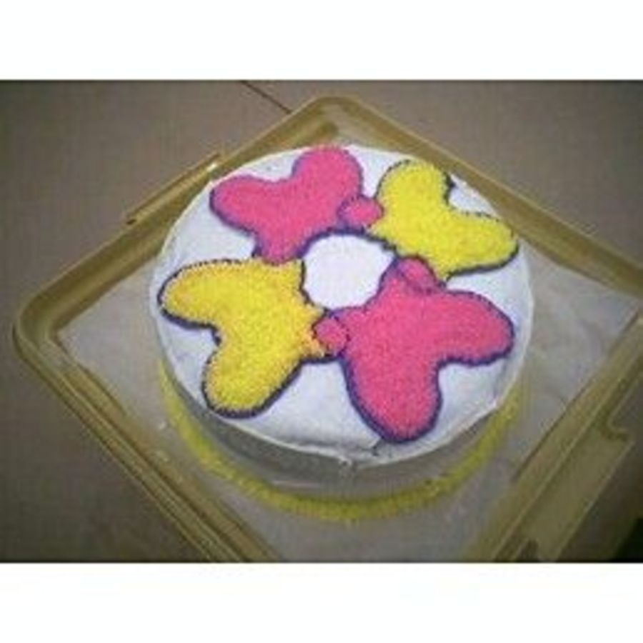 First_Wilton_Cake.jpg - CakeCentral.com