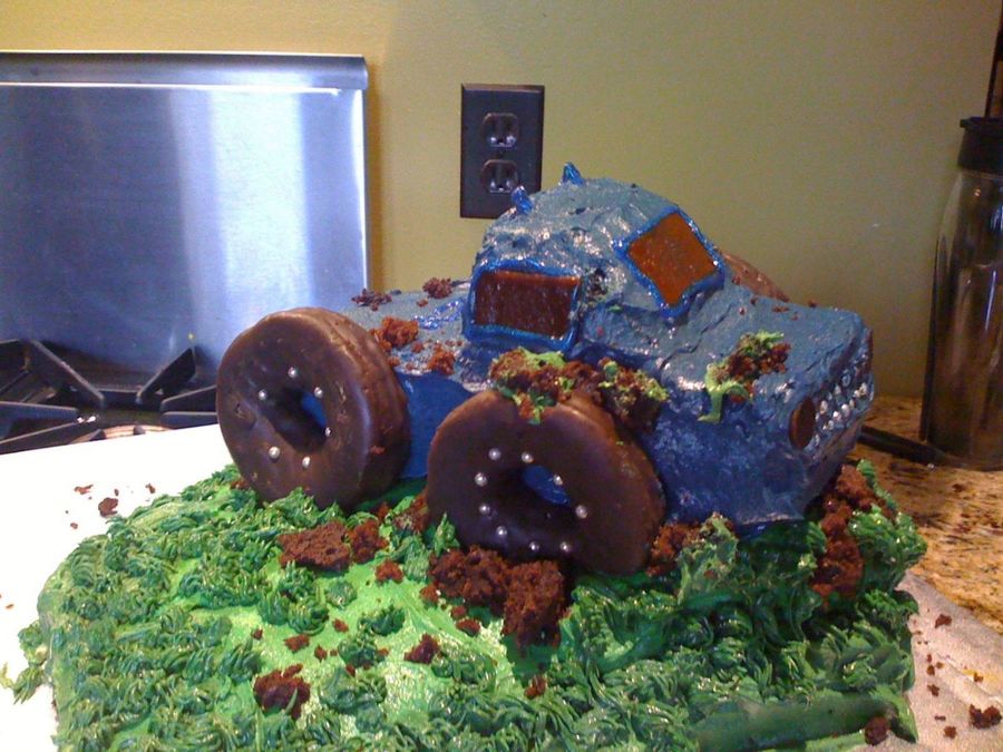 Zach's Cake - CakeCentral.com