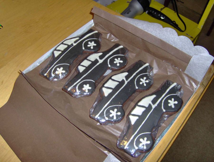 '56 Chevy Cookies - CakeCentral.com