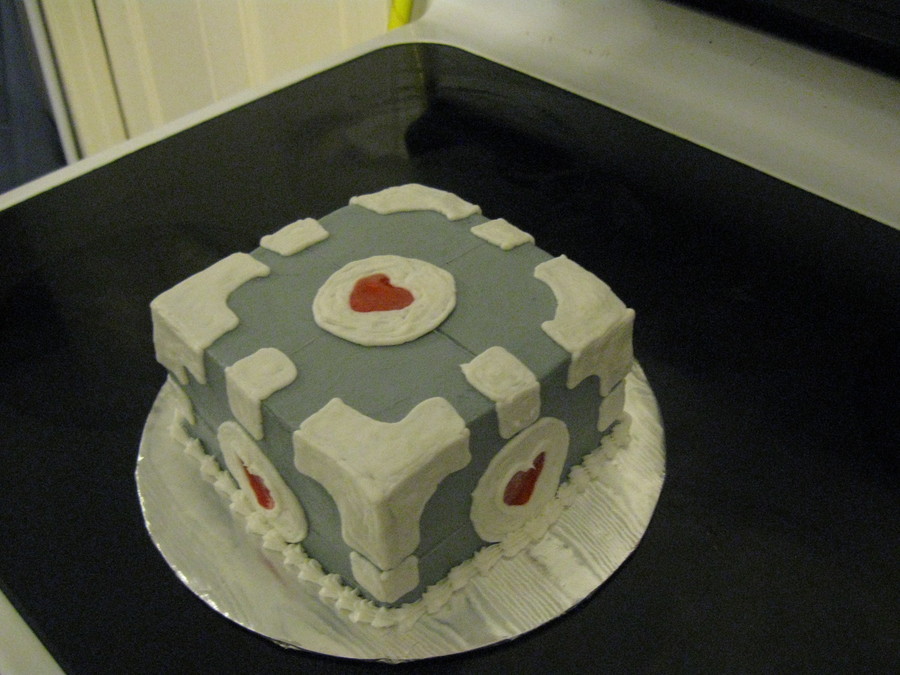 Companion Cube - CakeCentral.com