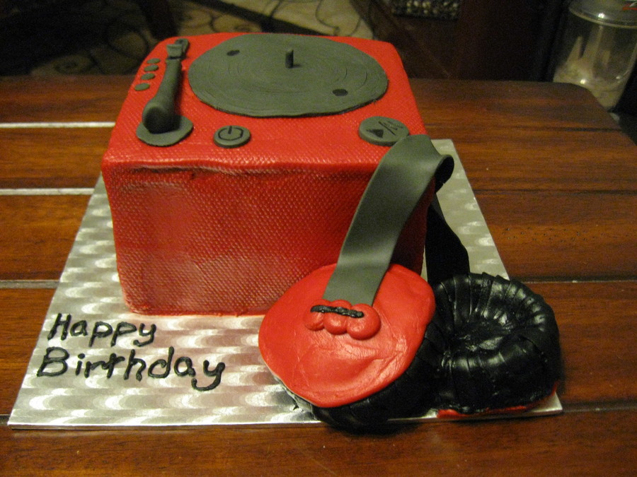 Dj Turntable Birthday - CakeCentral.com