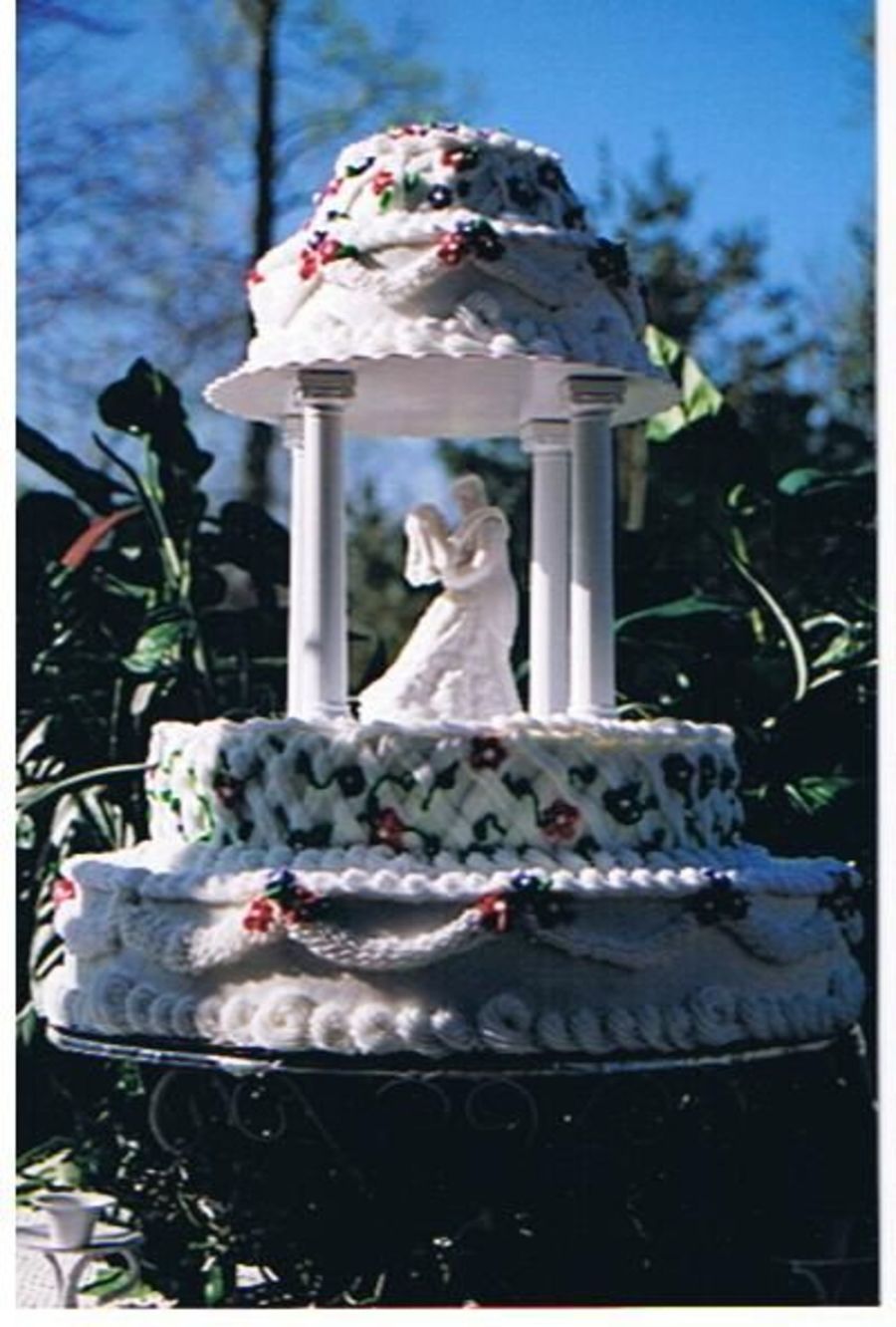 Lisa_Cake_Pictures.jpg - CakeCentral.com