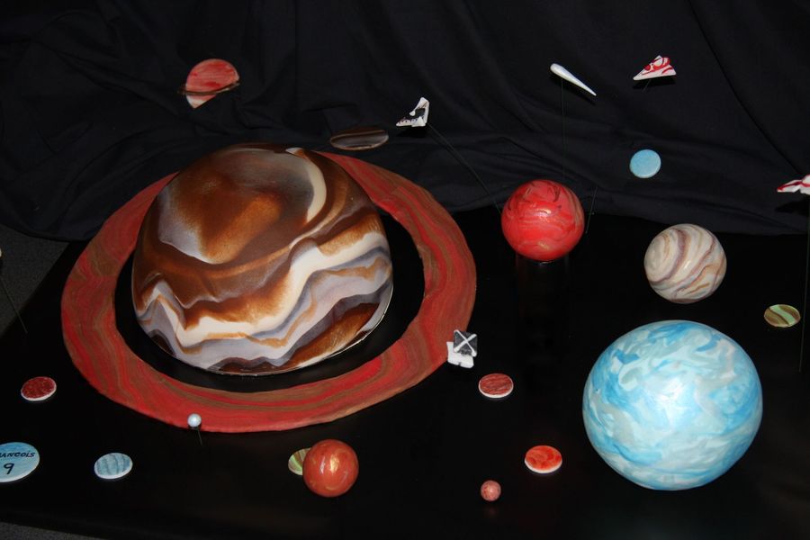 Star Wars Space - CakeCentral.com