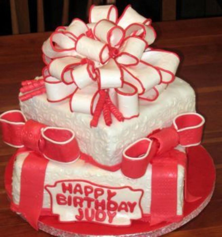 Bow Birthday Cake - CakeCentral.com