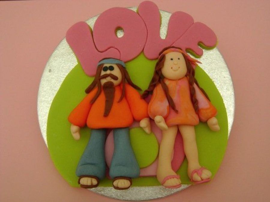 60S Hippie Wedding Topper - Debbie Brown Workshop In London - CakeCentral.com
