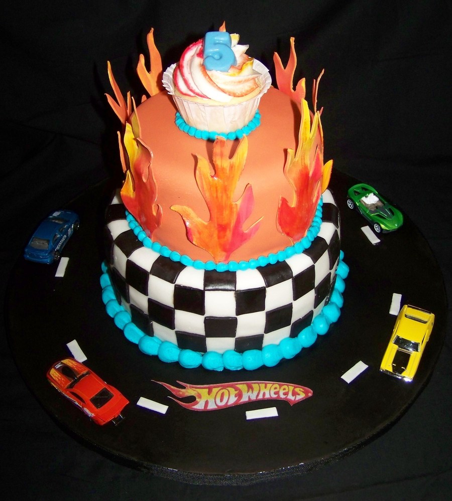 Hot Wheels - CakeCentral.com