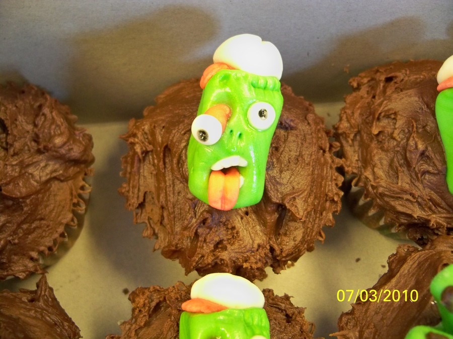 Zombie Hands - CakeCentral.com