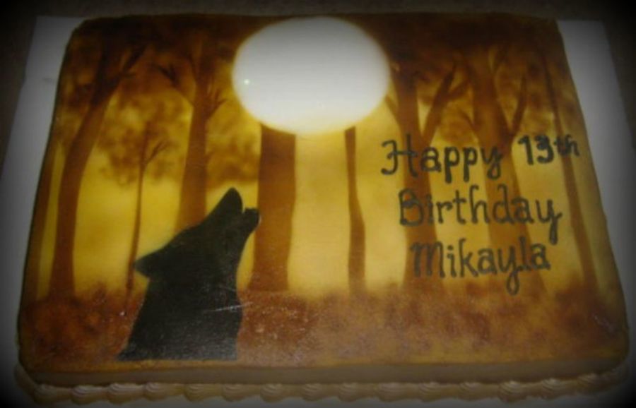 New Moon Airbrushed - CakeCentral.com