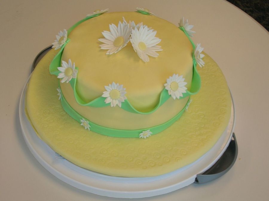 First Cake For Fondant Gumpaste Class - CakeCentral.com