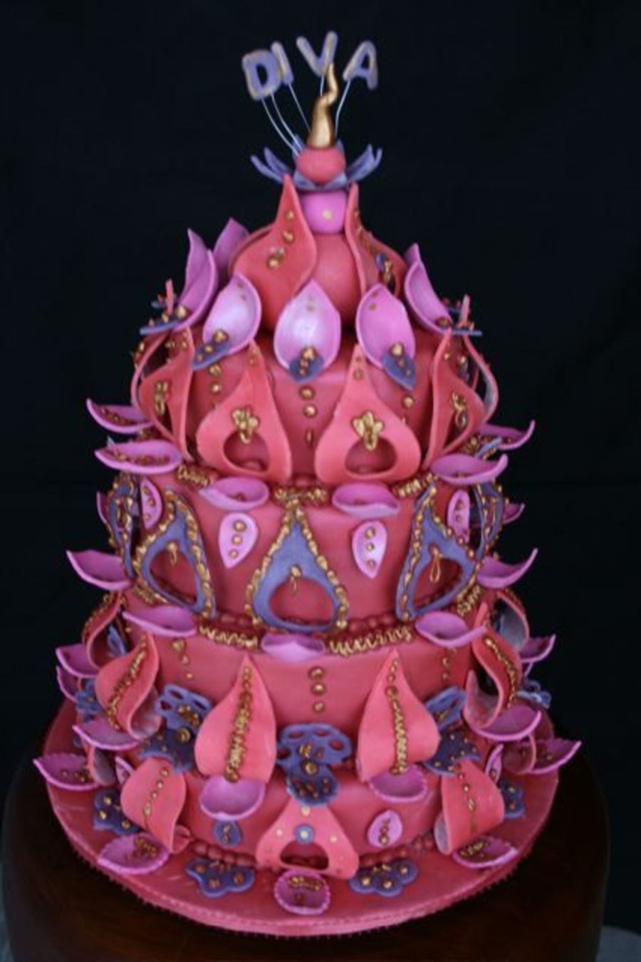 Diva Cake - CakeCentral.com