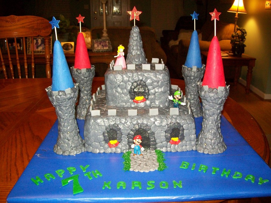 Mario Castle - CakeCentral.com