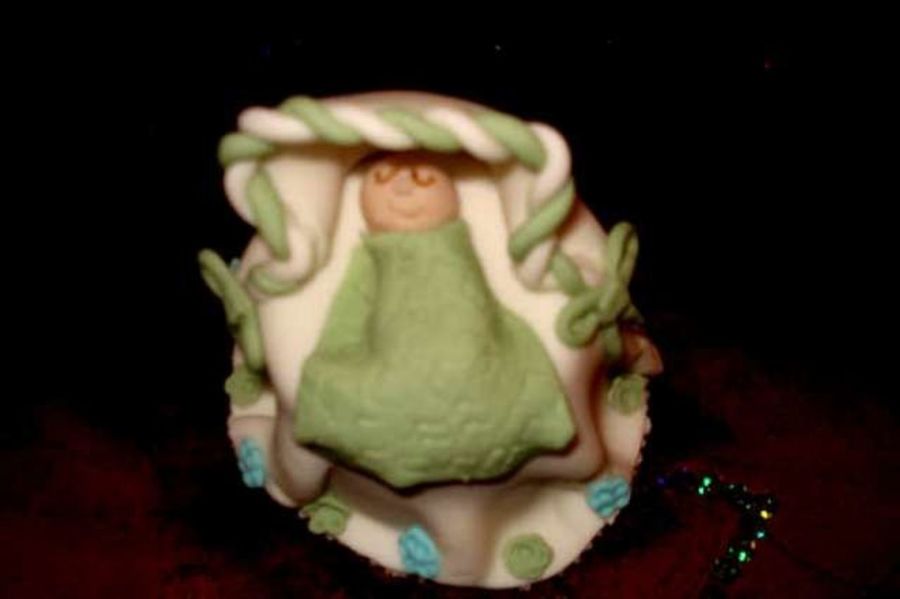 Practice Cupcake For Upcoming Shower - CakeCentral.com