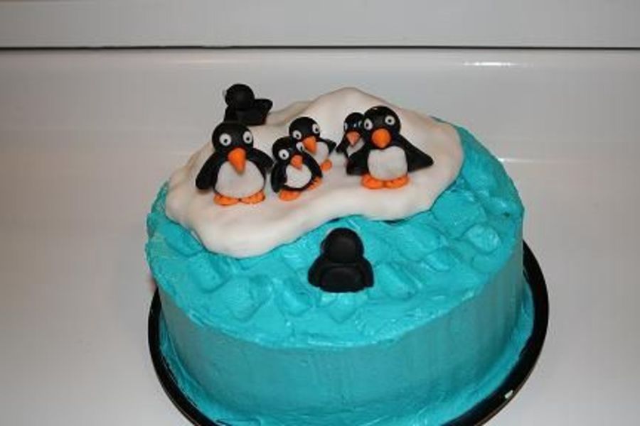 Penguin Iceburg - CakeCentral.com