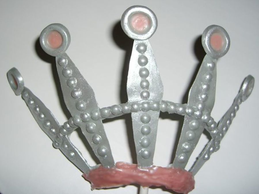 Chocolate Tiara - CakeCentral.com