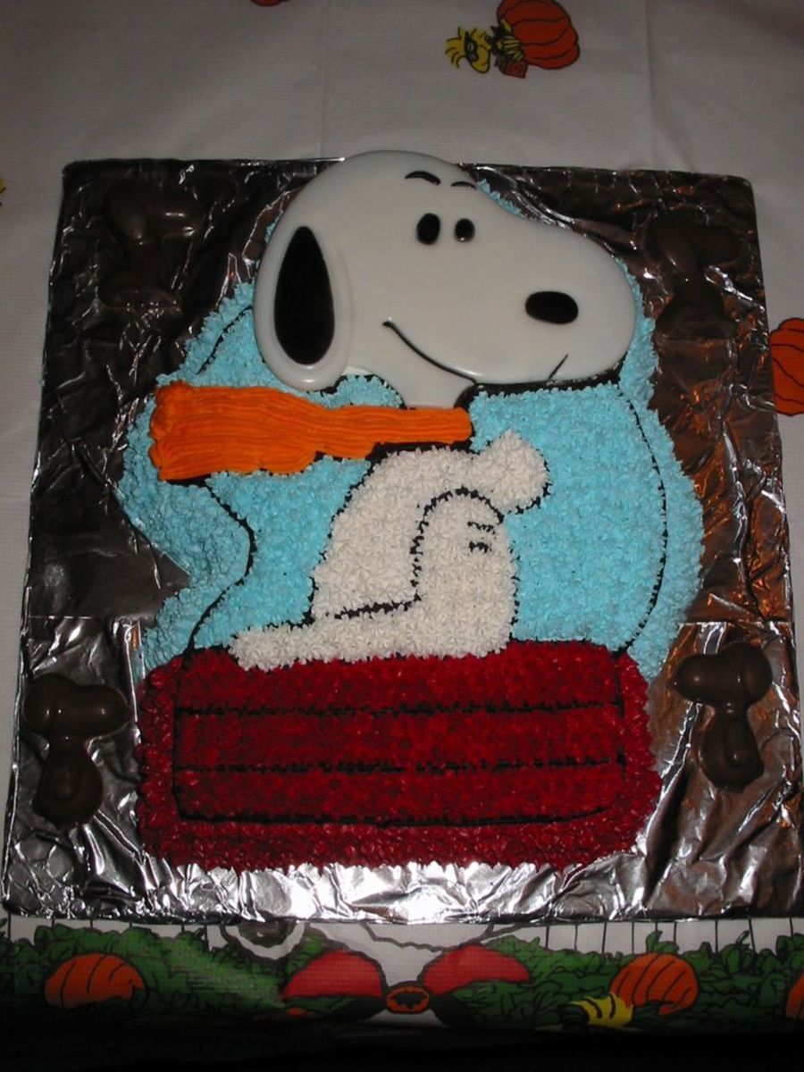Snoopy - CakeCentral.com
