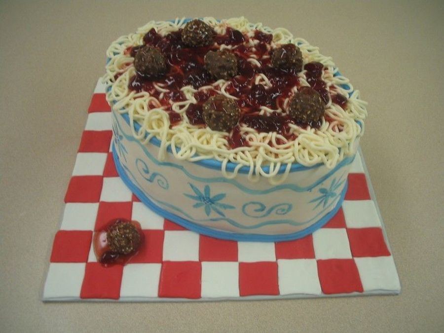 Spaghetti Dinner - CakeCentral.com