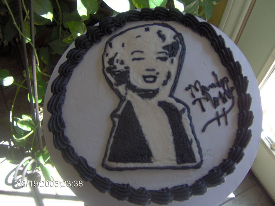 Marilyn Monroe - CakeCentral.com