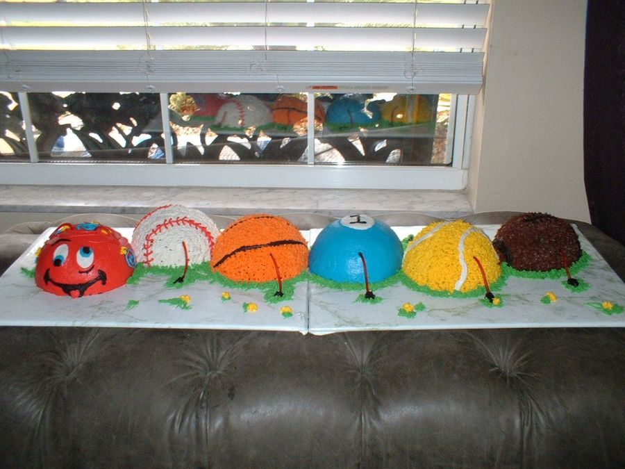Caterpillar Cake - CakeCentral.com