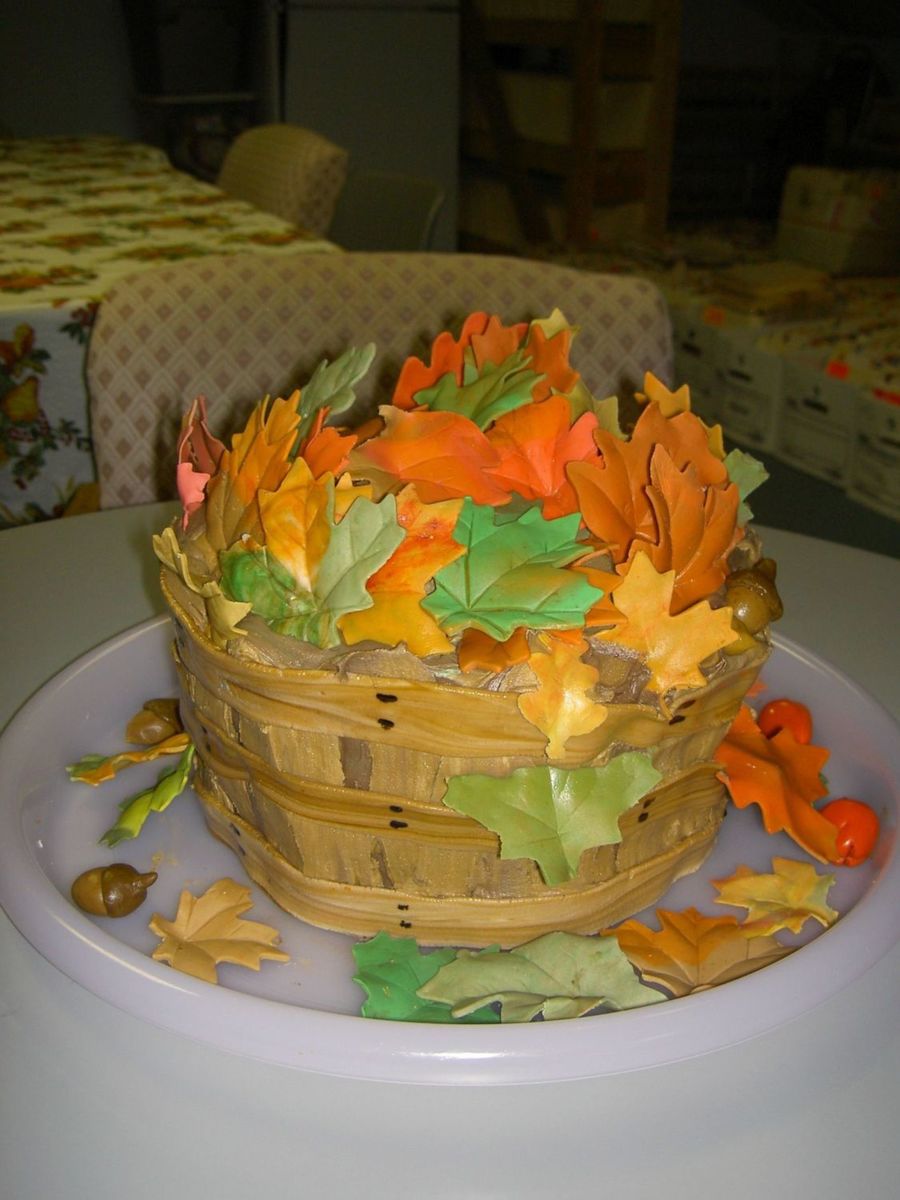 Fall Leaf Cake - CakeCentral.com