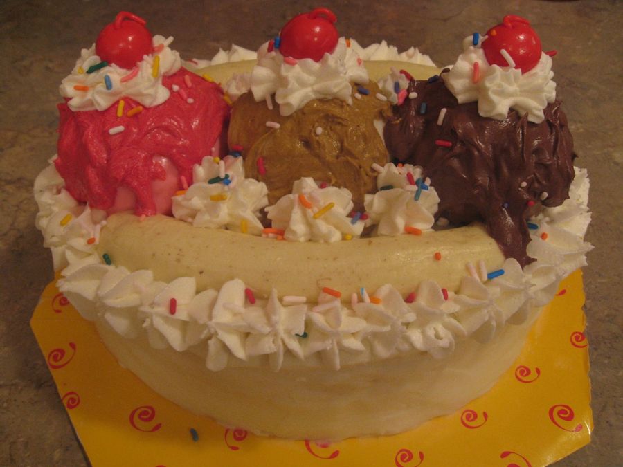 Banana Split Cake - CakeCentral.com
