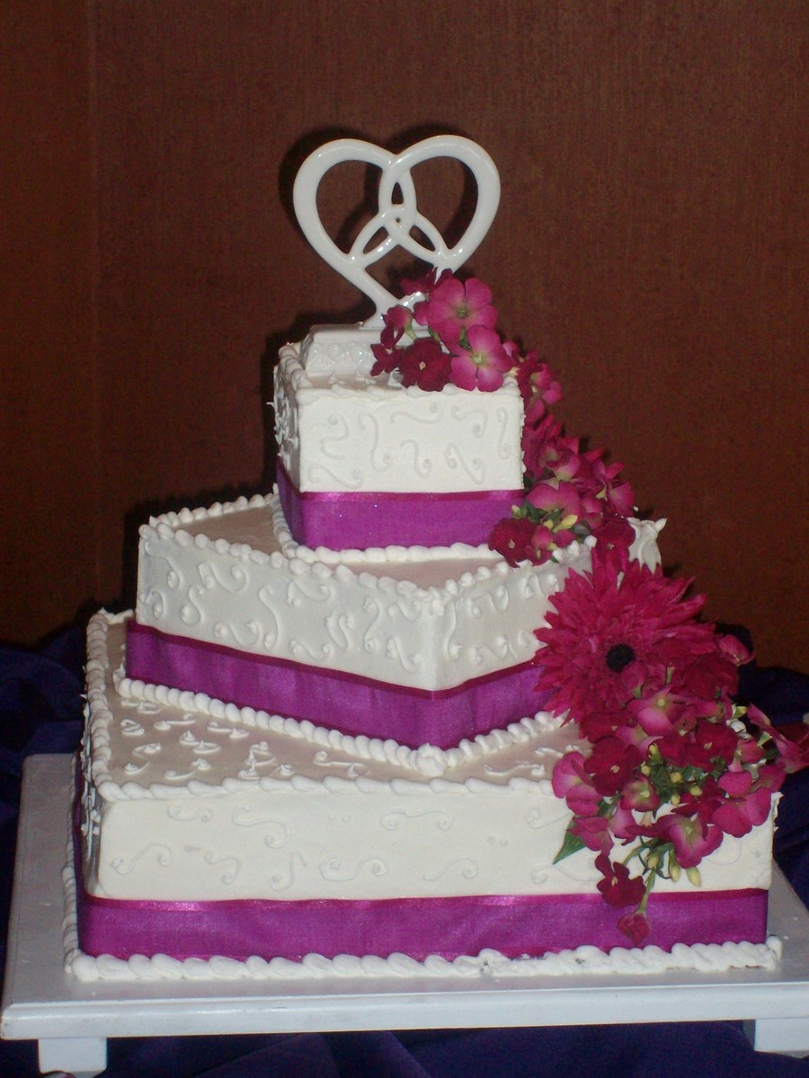 Celtic Knot - CakeCentral.com