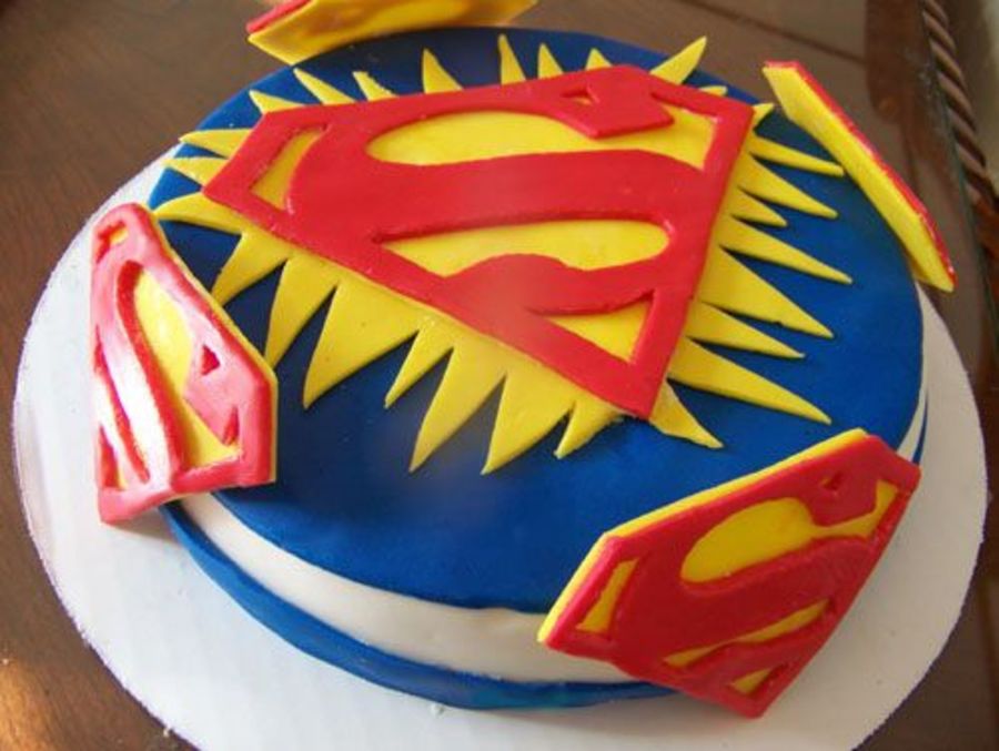 Superman Cheesecake - CakeCentral.com