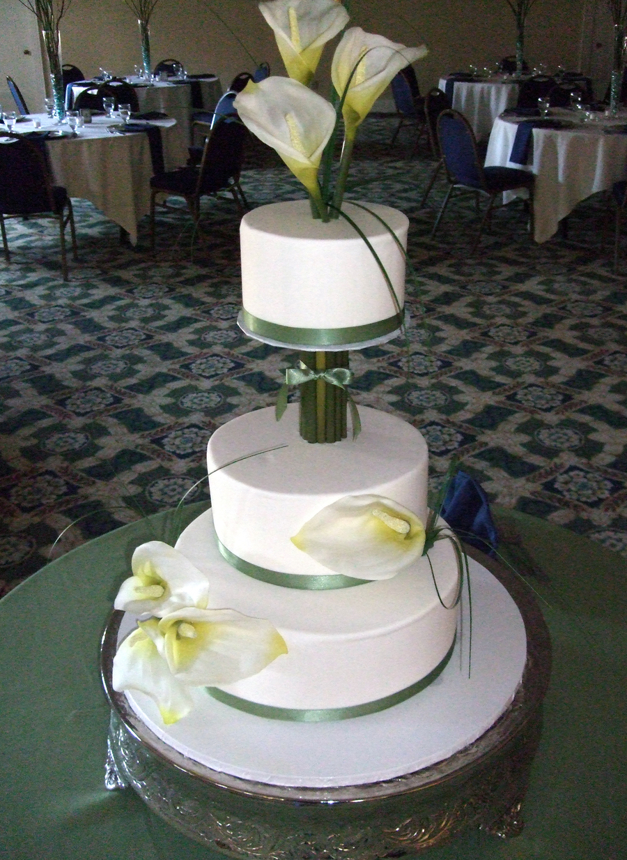 Calla Lilly Cake - CakeCentral.com
