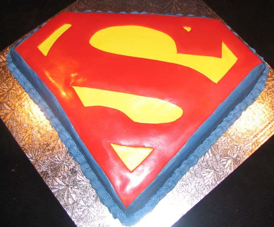 Superman Logo - CakeCentral.com