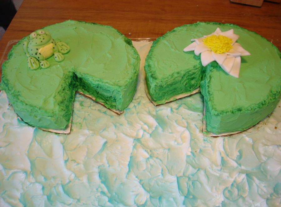 Lily Pad/frog Cake - CakeCentral.com