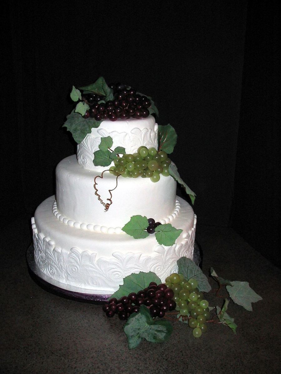 Grapes - CakeCentral.com