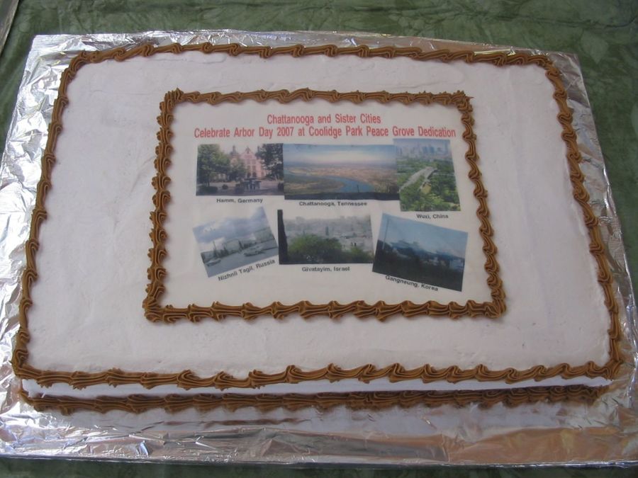 Arbor Day Cake For City - CakeCentral.com