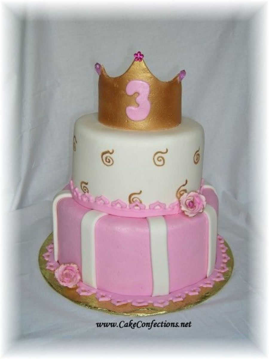 Pink_White_Gold_Princess_Large.jpg - CakeCentral.com