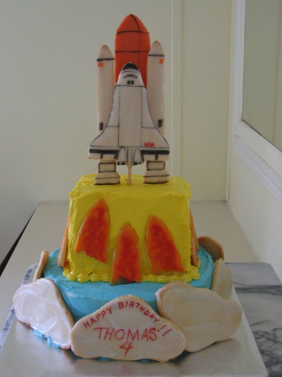 Space Shuttle Blast Off - CakeCentral.com
