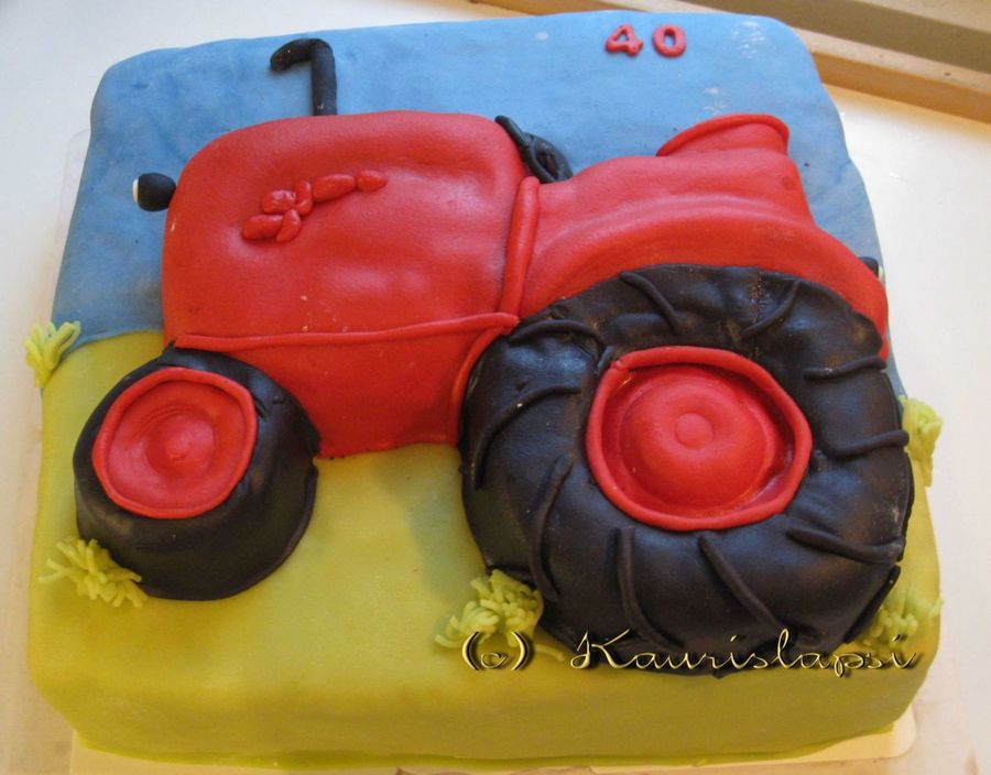 Tractor Cake - CakeCentral.com